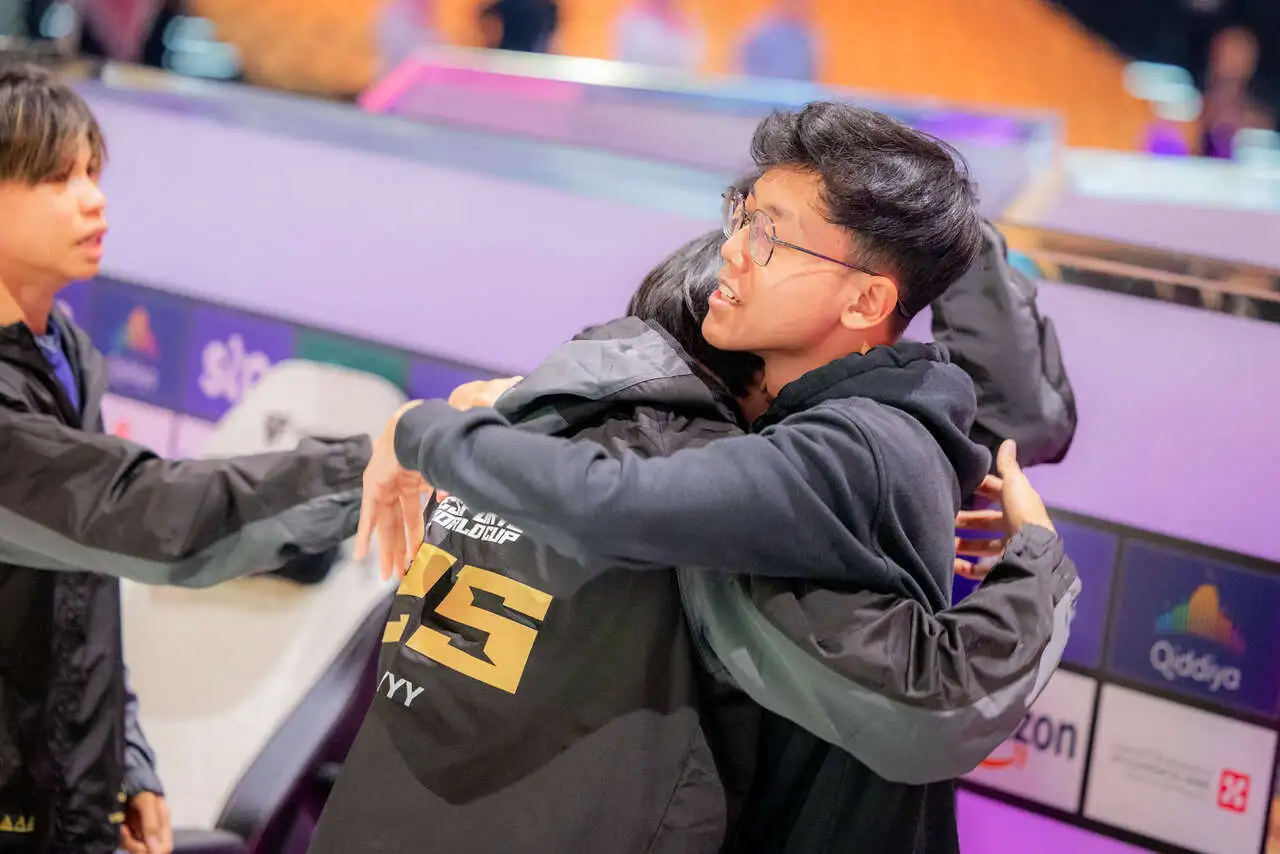 EWC Free Fire Final: EVOS Divine Shines and Claims the Title! - ExitLag News