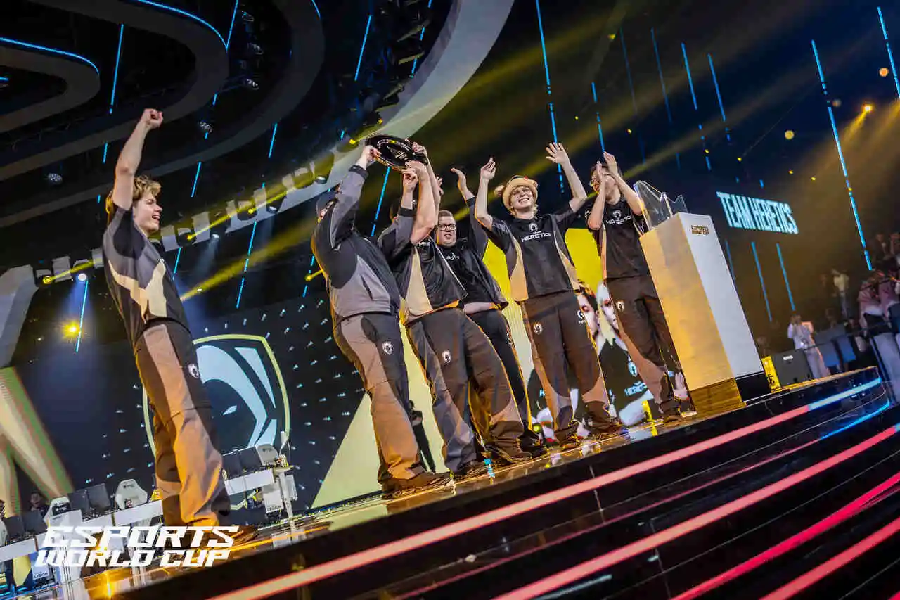 EWC VALORANT Team Heretics defeats Fnatic and claim the title - ExitLag News