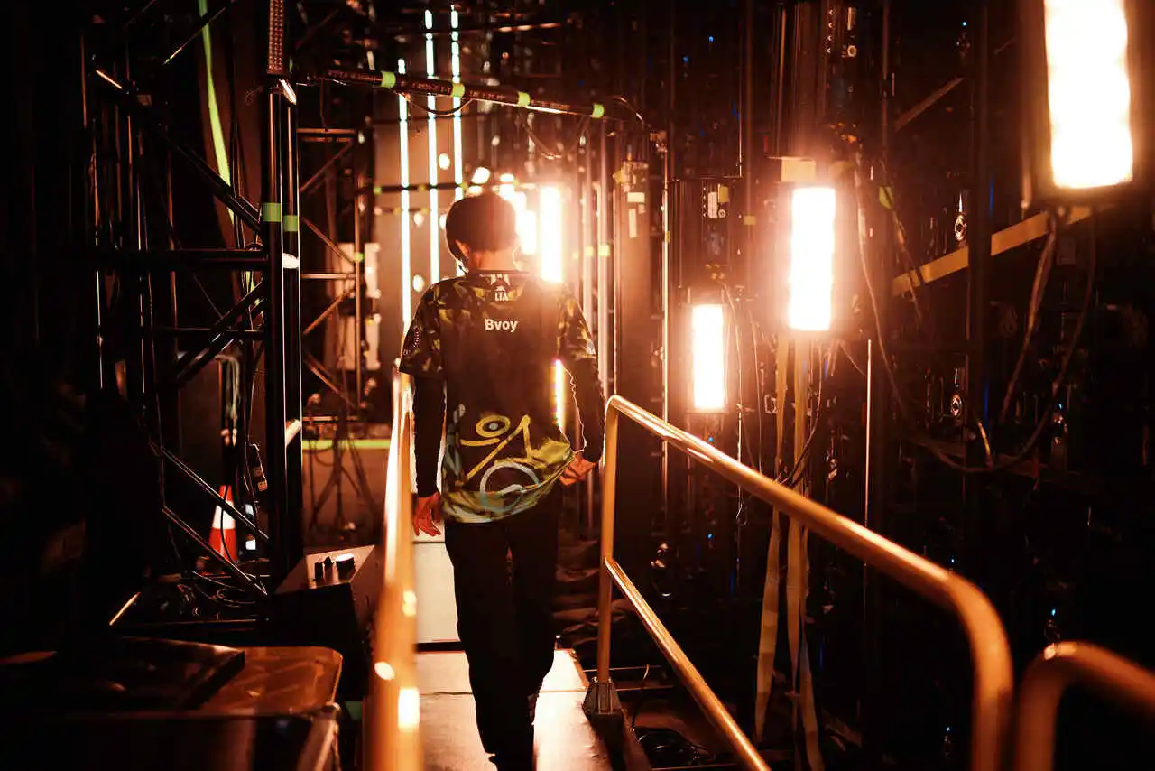 Shopify Rebellion and RED Canids play an electrifying series - ExitLag News