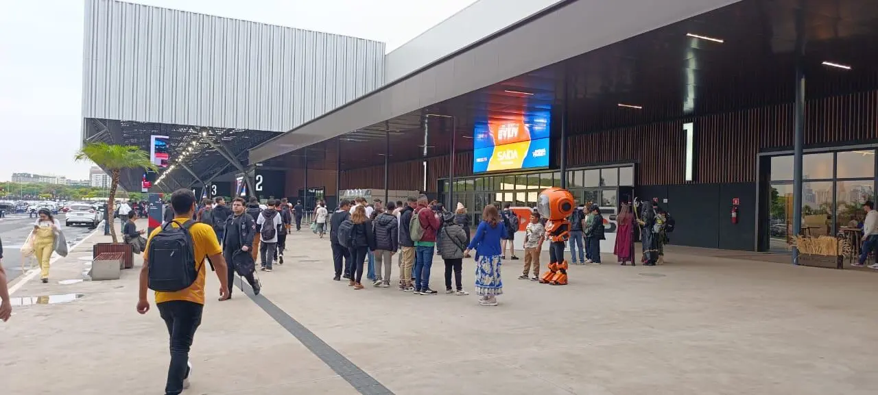 BGS 2025: Público lota a feira no segundo dia, com abertura geral ...